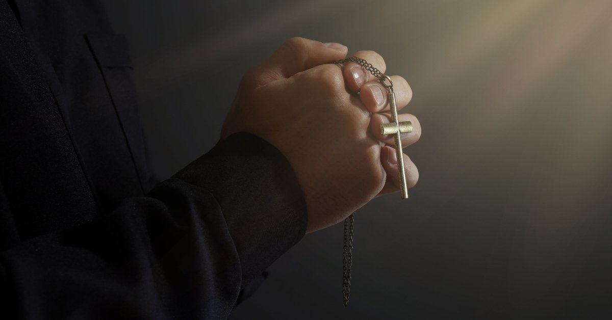 Rev. Franklin Graham prays for Donald Trump and the Nation in a Moving ...